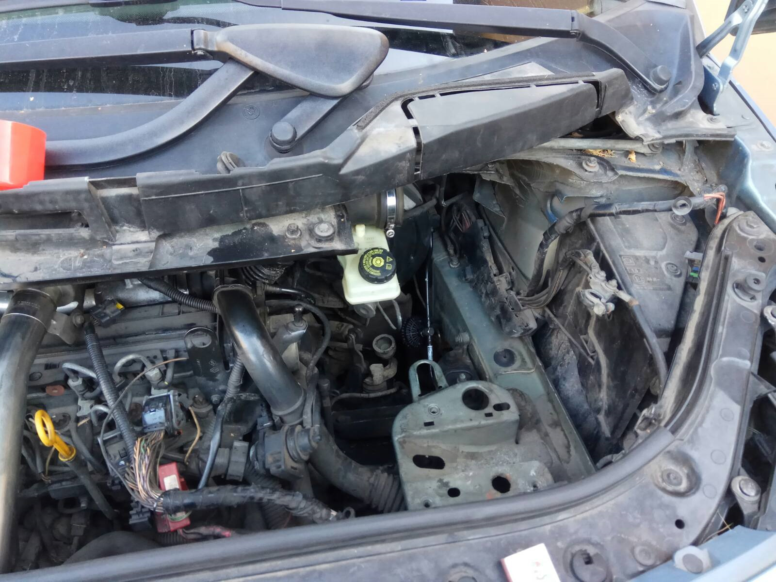 #13. Замена 8200595252 (трубка высокого давления сцепления Renault ...