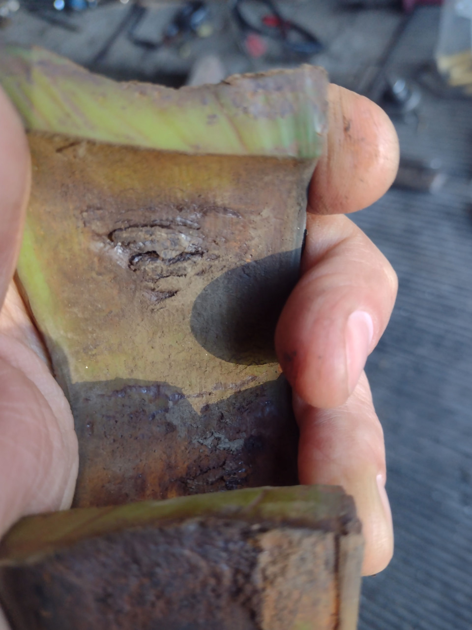 Замена втулок стабилизатора — Opel Antara, 3,2 л, 2008 года | своими ...