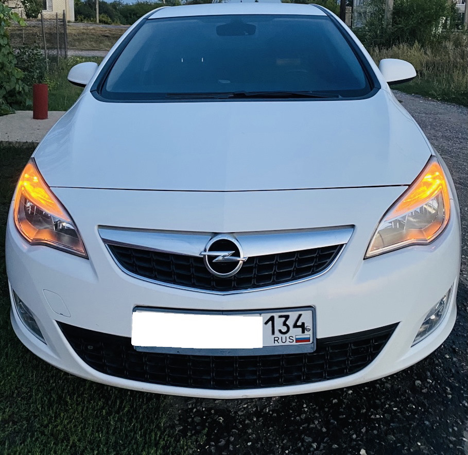#️⃣4️⃣5️⃣ Замена щёток стеклоочистителя💦 — Opel Astra J, 1,6 л, 2011 ...