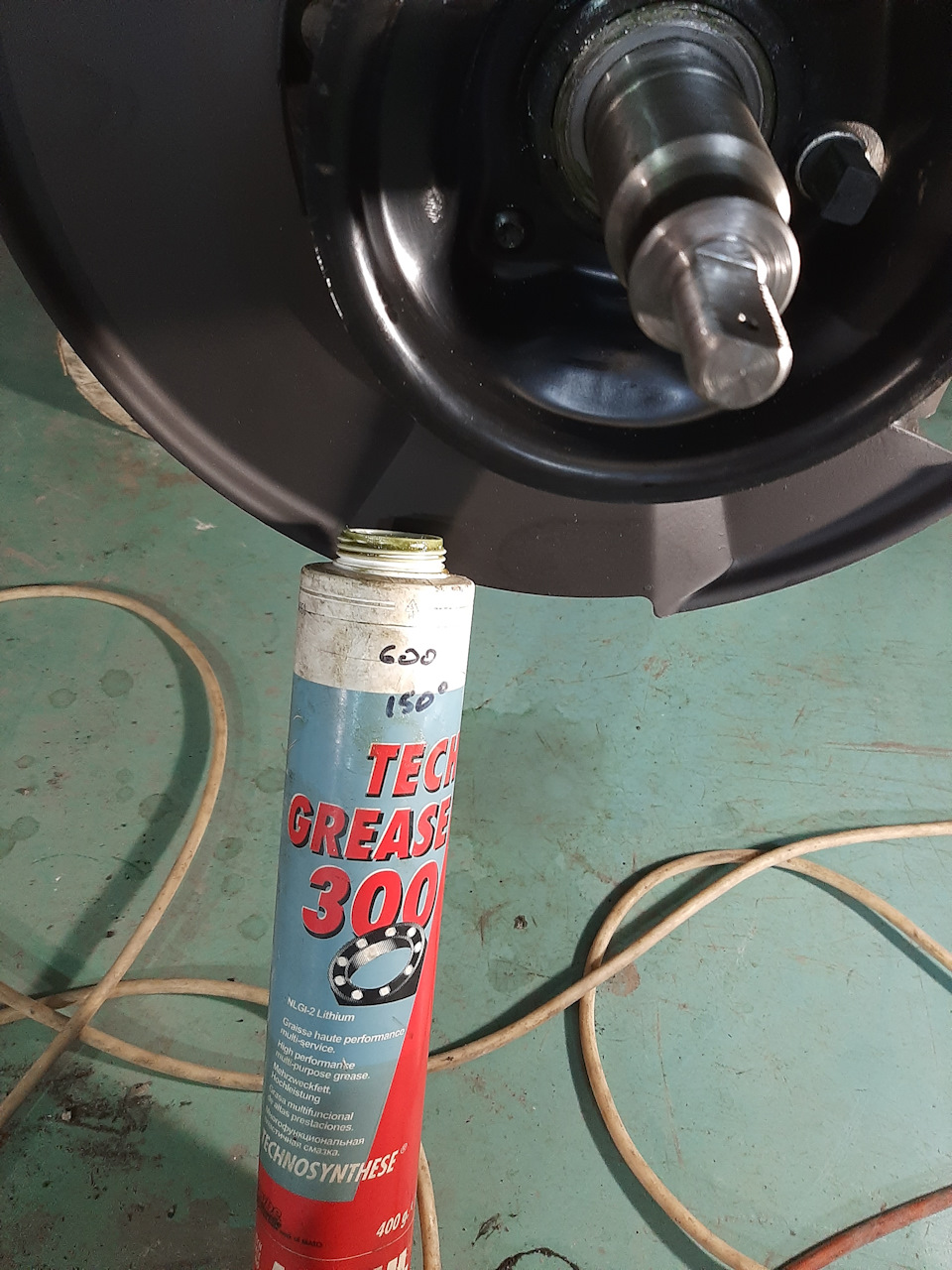 100897 TECH GREASE 300 NLGI2 400Г MOTUL | Запчасти на DRIVE2