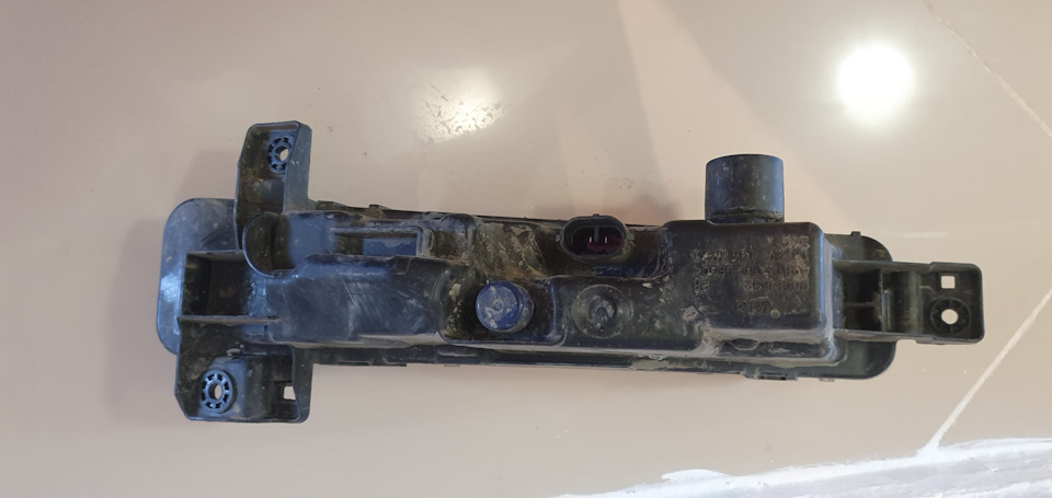 Кронштейн птф решетки g30 на BMW 5 series (G30), BMW 5 series Touring ...