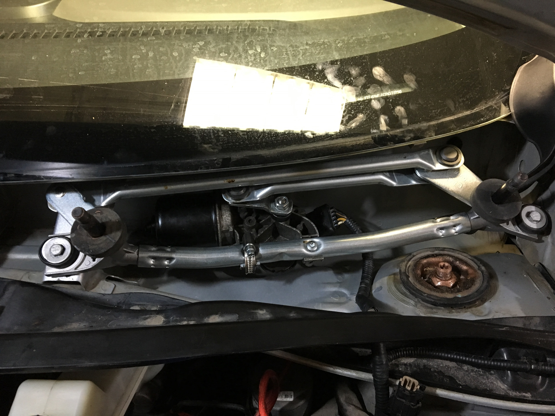 Решил проблему с медленными щетками стеклоочистителя — Chevrolet Aveo ...