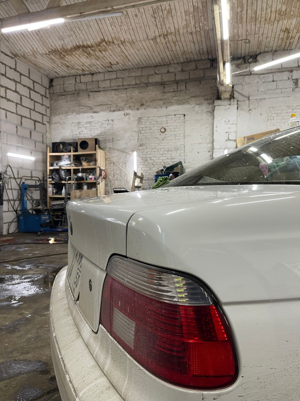 Оригинайльный спойлер M5 E39 BMW 2 694 051 — BMW 5 series (E39), 3 л, 2003 года | тюнинг | DRIVE2