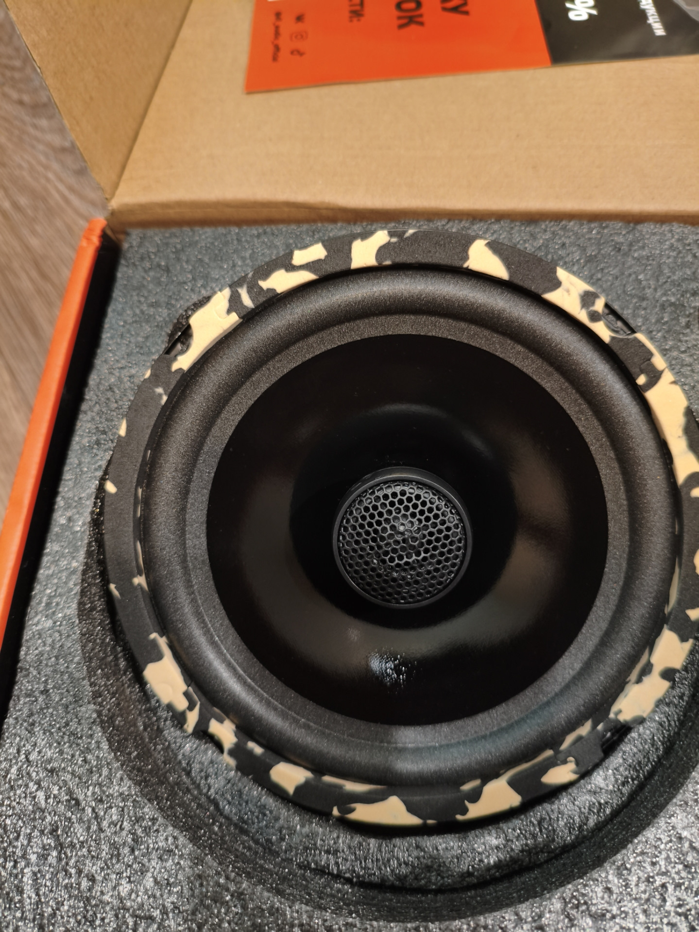 Замена динамиков в заднех дверях DL Audio Python 165 coax — Lada Granta (2G) FL, 1,6 л, 2019 ...