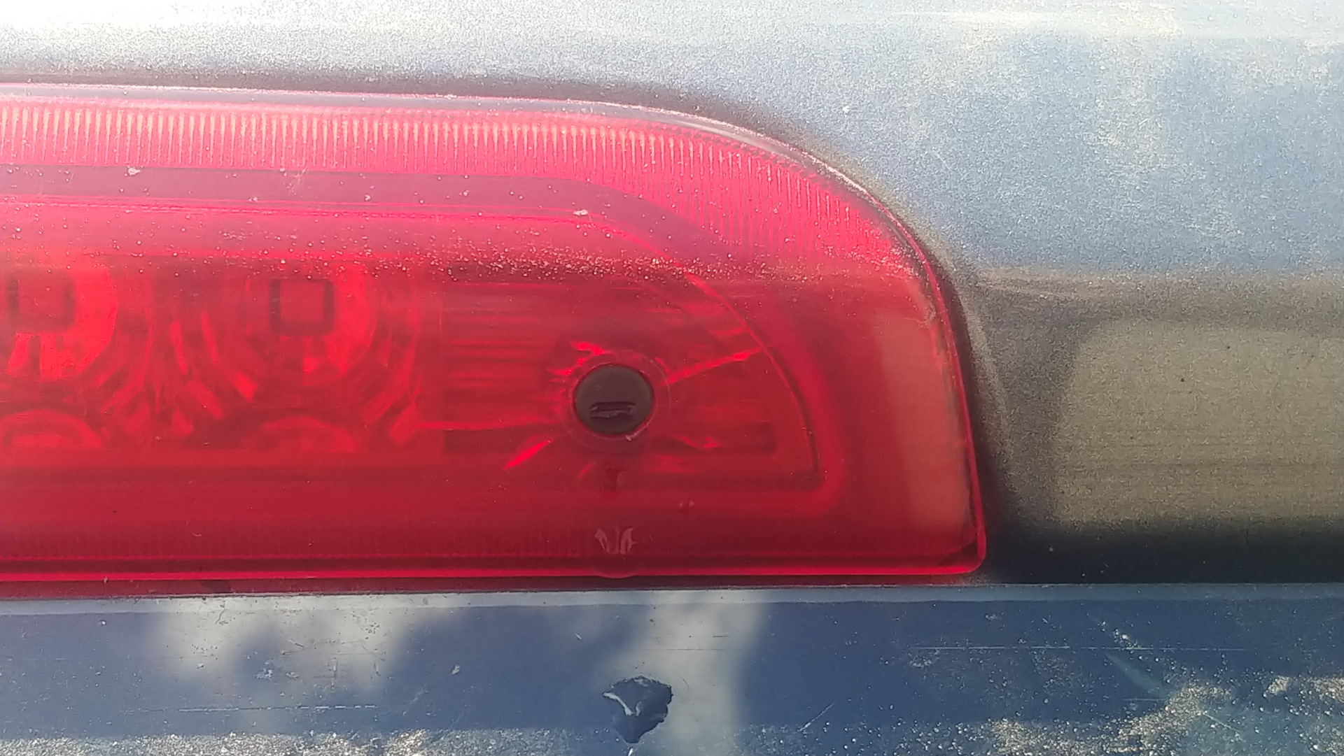 Форсунка омывателя заднего стекла. Замена. — KIA Ceed (1G), 1,6 л, 2010 ...
