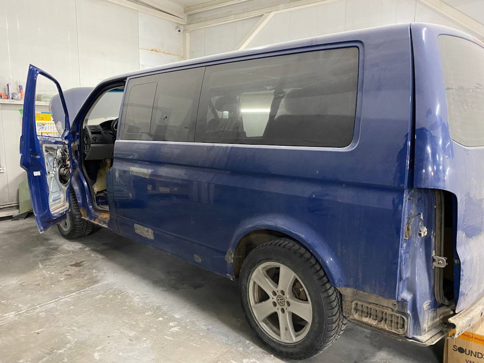 Покраска началась) — Volkswagen Caravelle (T5), 2 л, 2013 года ...