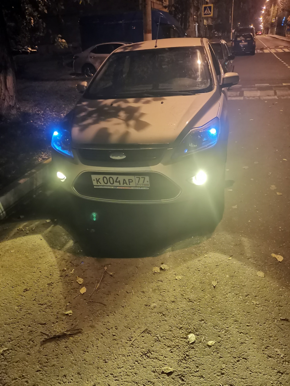 По мелочи: ПТФ новые стекла и лампы, — Ford Focus Hatchback II, 1,8 л ...