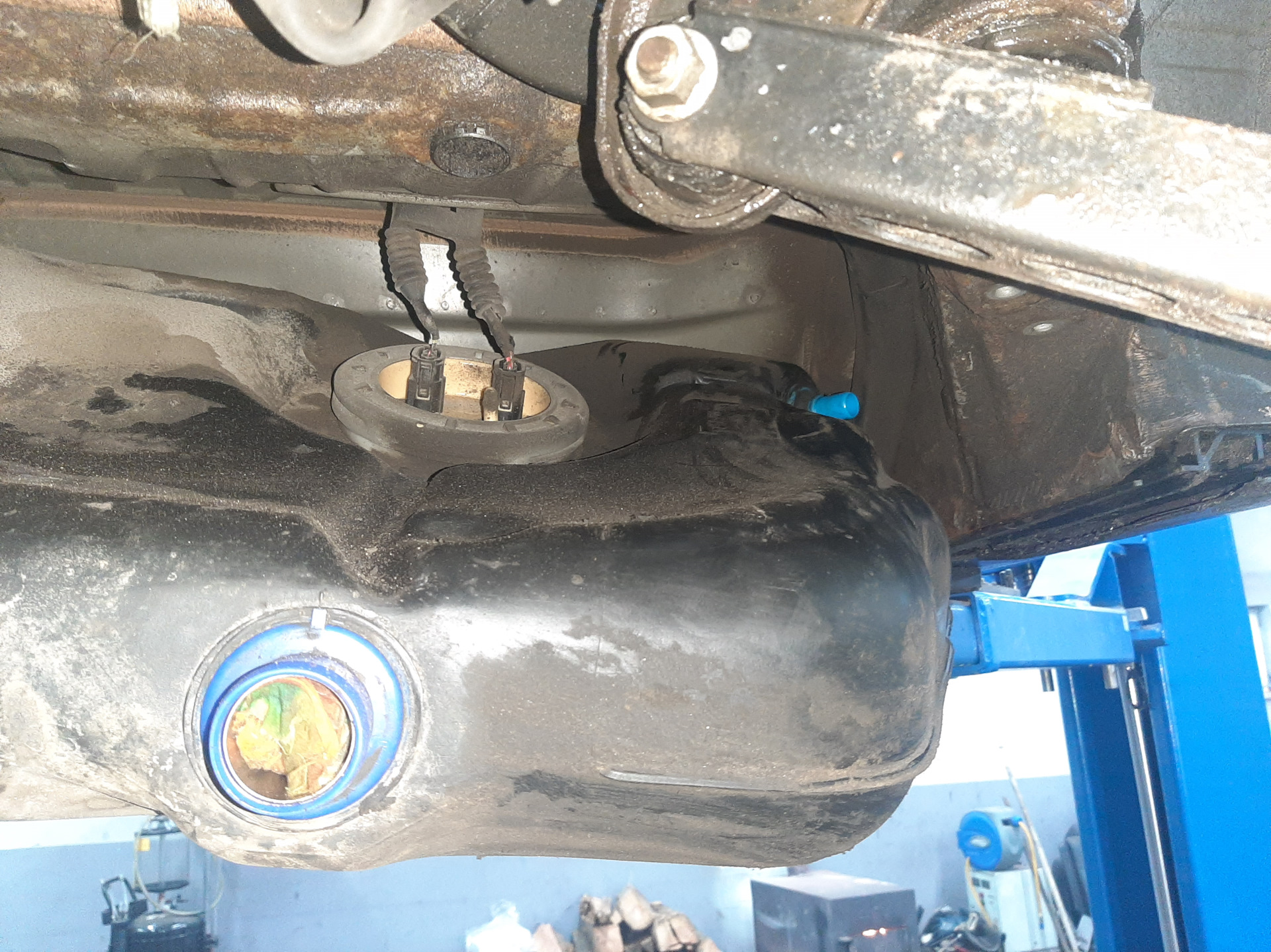 Трубка вентиляции бака е90/е91 — BMW 3 series Touring (E91), 2 л, 2009 ...