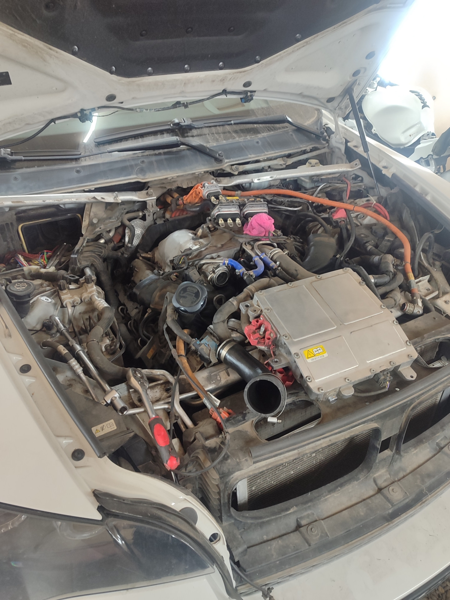 Попытки найти хоть что-то мёртвое — BMW X6 (E71/E72), 4,4 л, 2010 года | поломка | DRIVE2