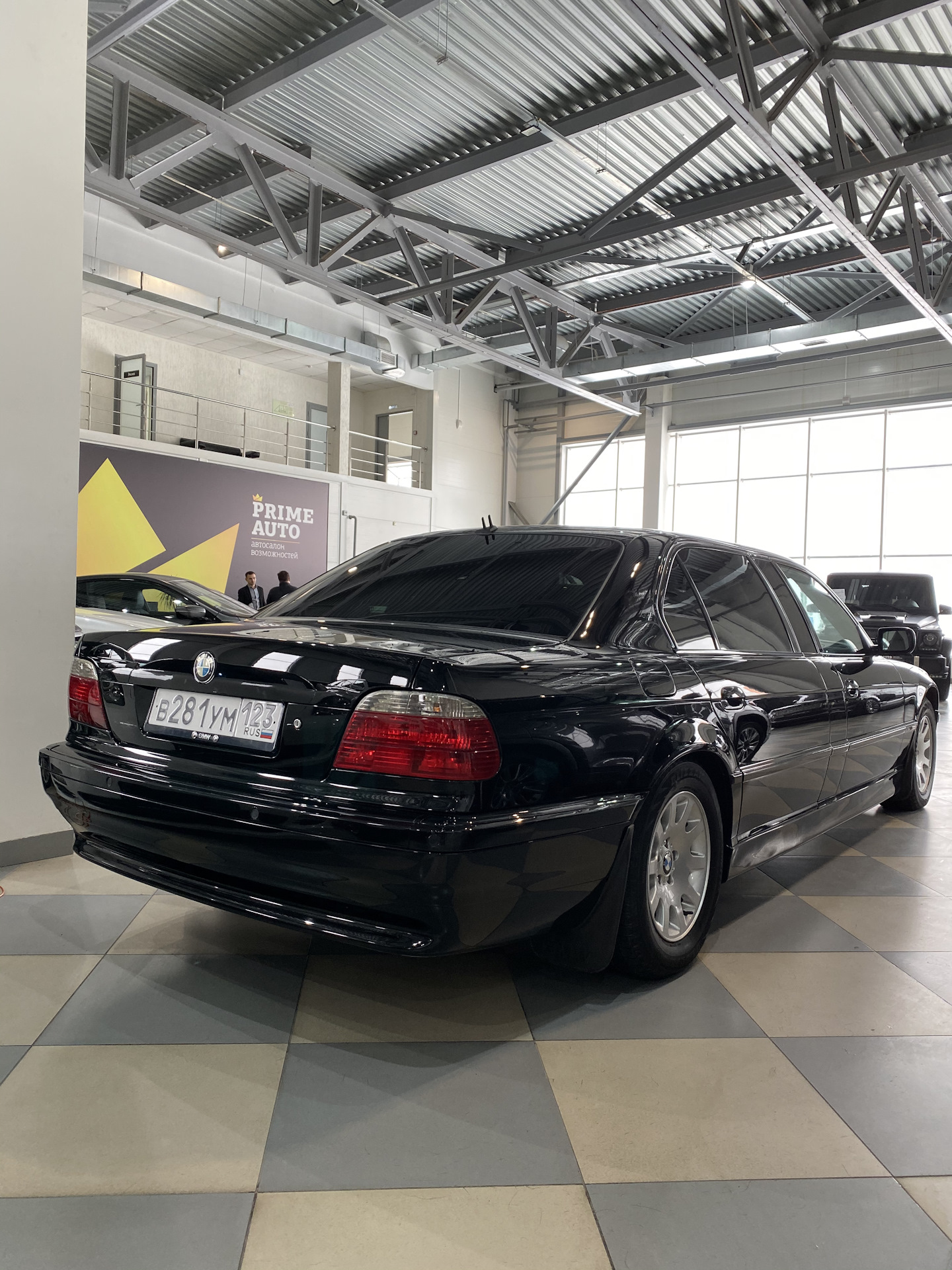Первая встреча — забираем Bmw E38 L7 с салона — Bmw 7 Series E38 5 4