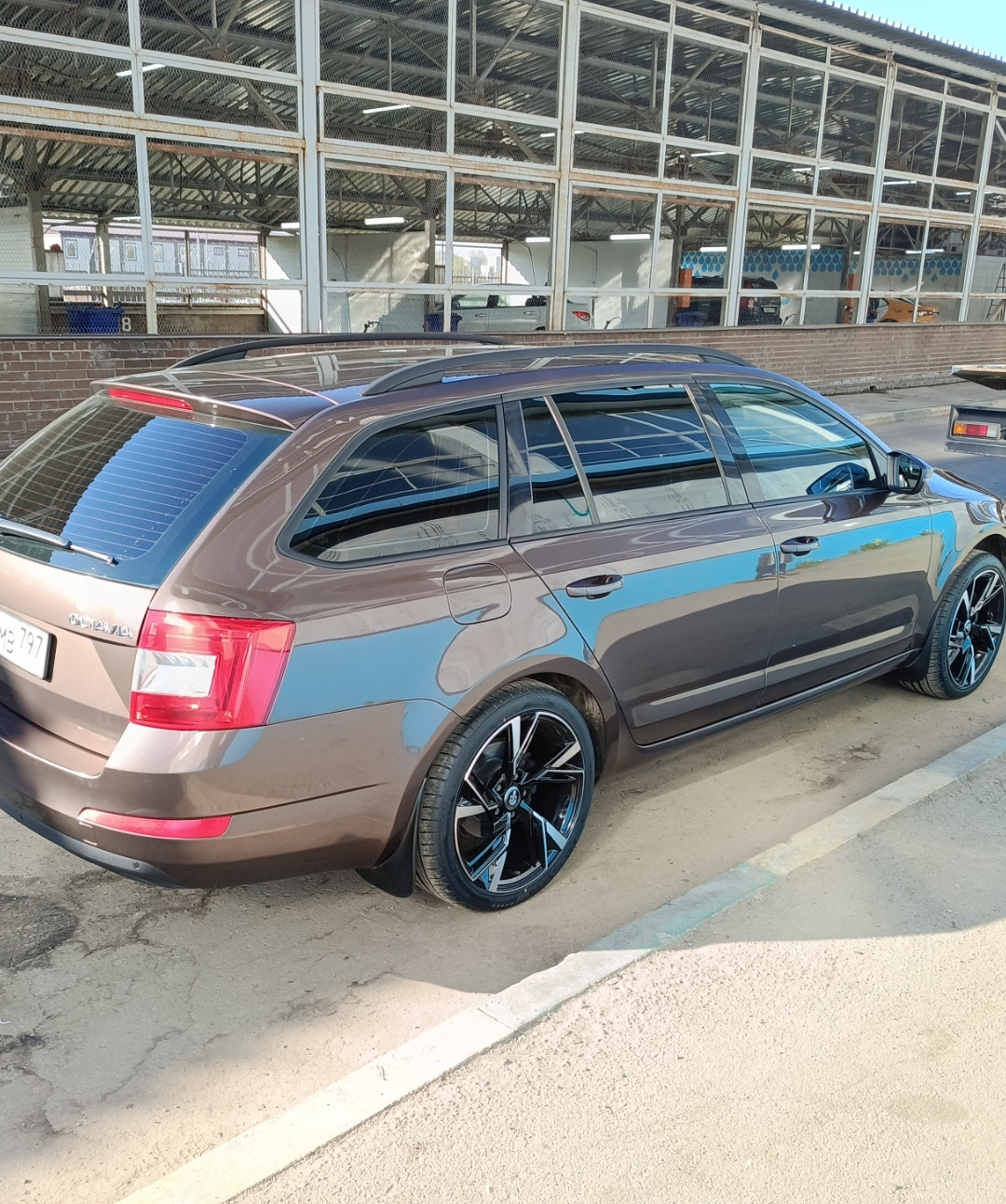 Прикупил я себе лето r18 — Skoda Octavia Combi A7 Mk3, 1,8 л, 2014 года | колёсные диски | DRIVE2