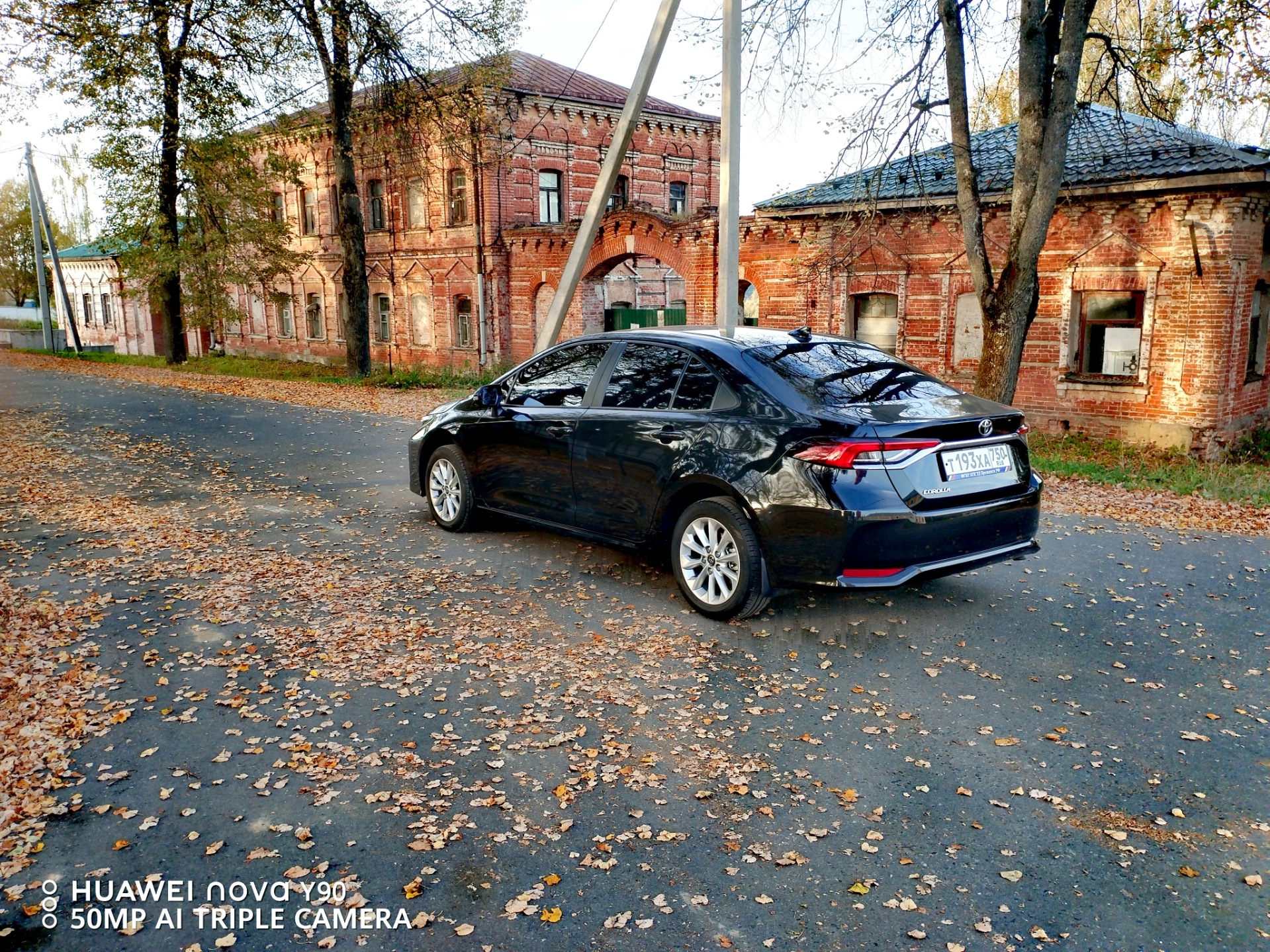 🍁Осень и Corolla e210🍁 — Toyota Corolla (E210), 1,6 л, 2019 года ...
