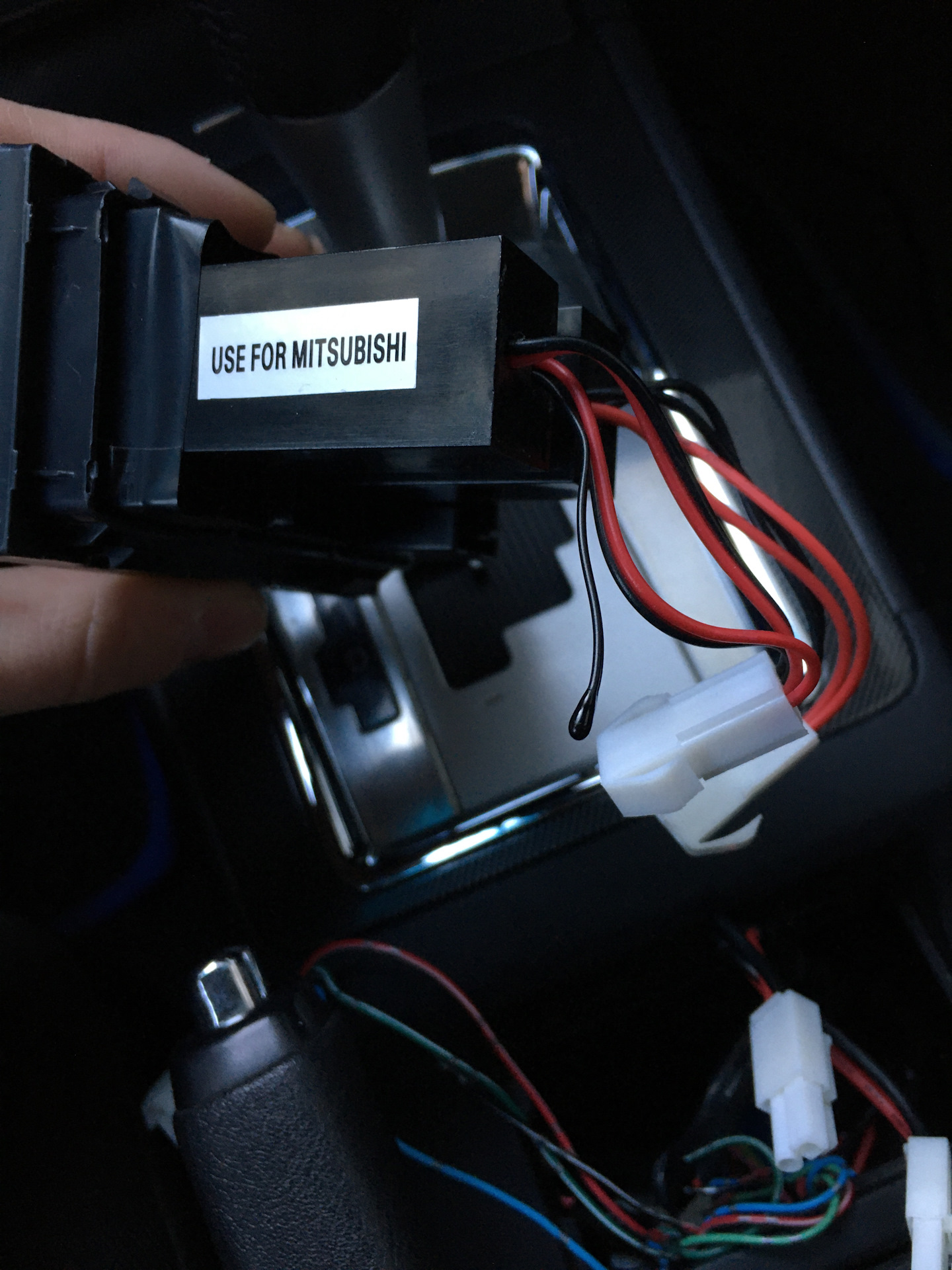 Установил Usb зарядку в лансер Х и не только — Mitsubishi Lancer X, 1,8 ...