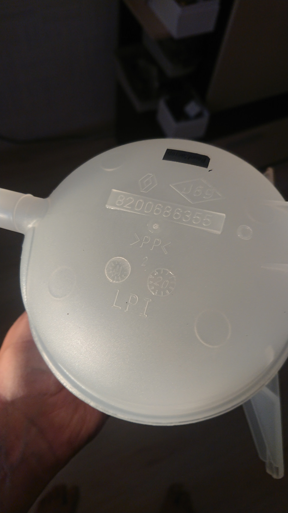 8200686355 Бачок расширительный RENAULT KANGOO 97-07 ОЕ: RENAULT ...