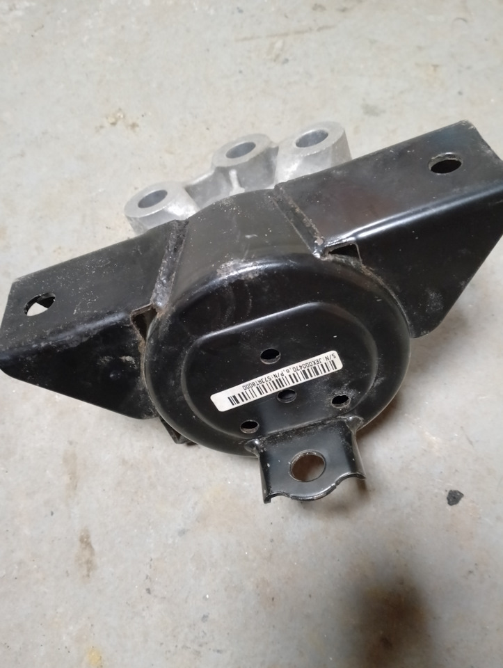 95032353 Опора двс левая GM | Запчасти на DRIVE2