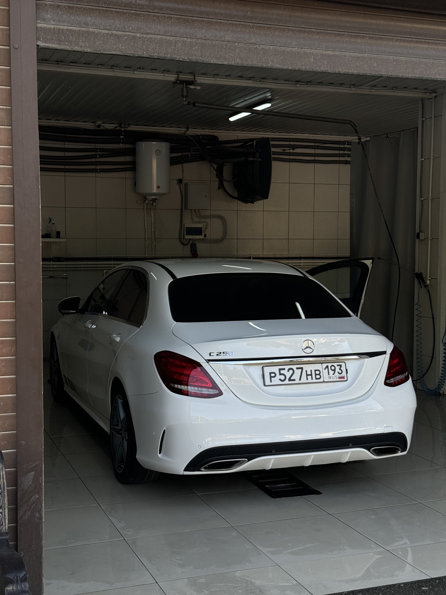 Диффузор C43 — Mercedes-Benz C-Class (W205), 2 л, 2016 года | тюнинг | DRIVE2