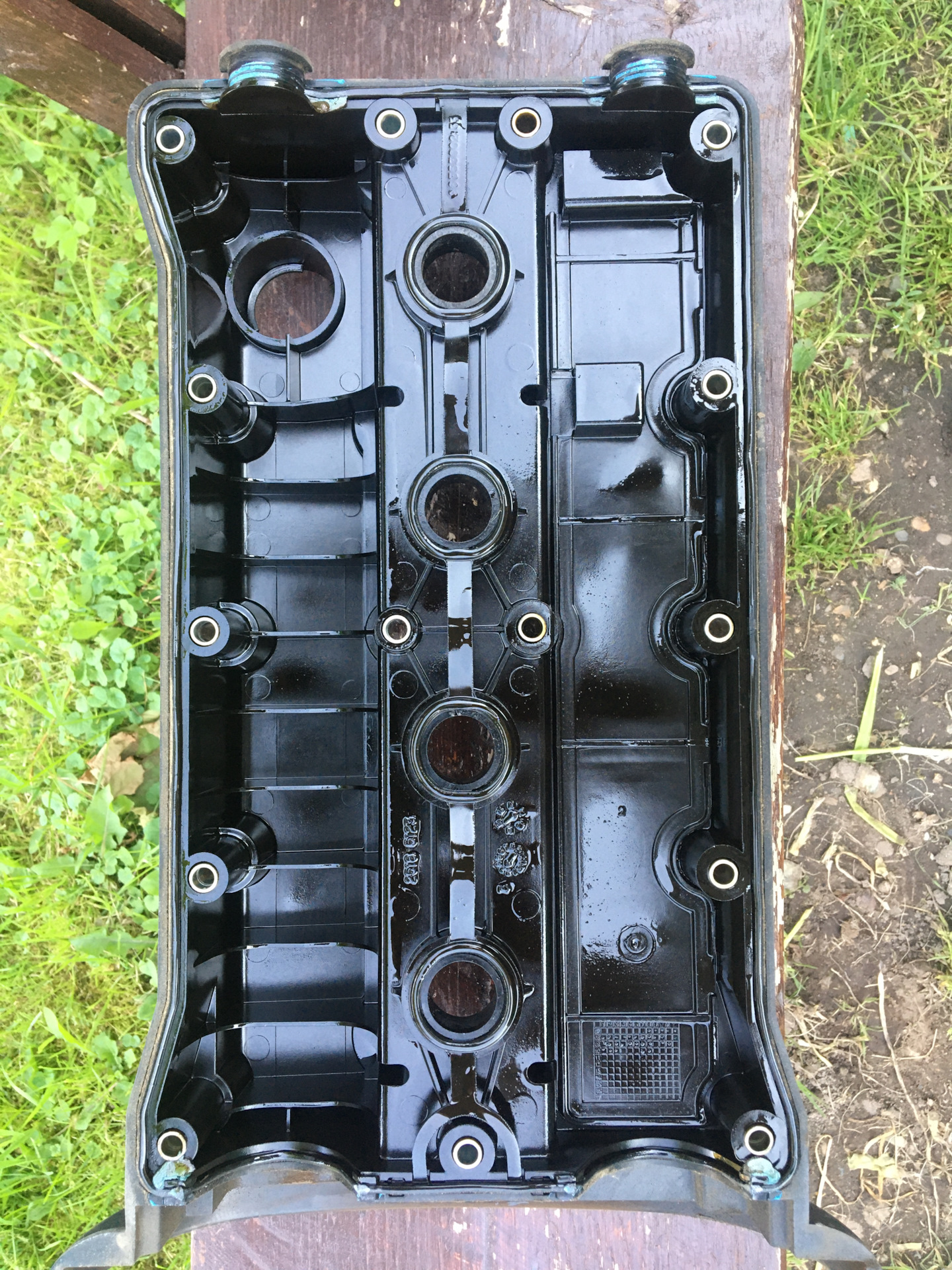 Течь клапанной крышки двигателя — Chevrolet Cruze Hatchback, 1,6 л ...