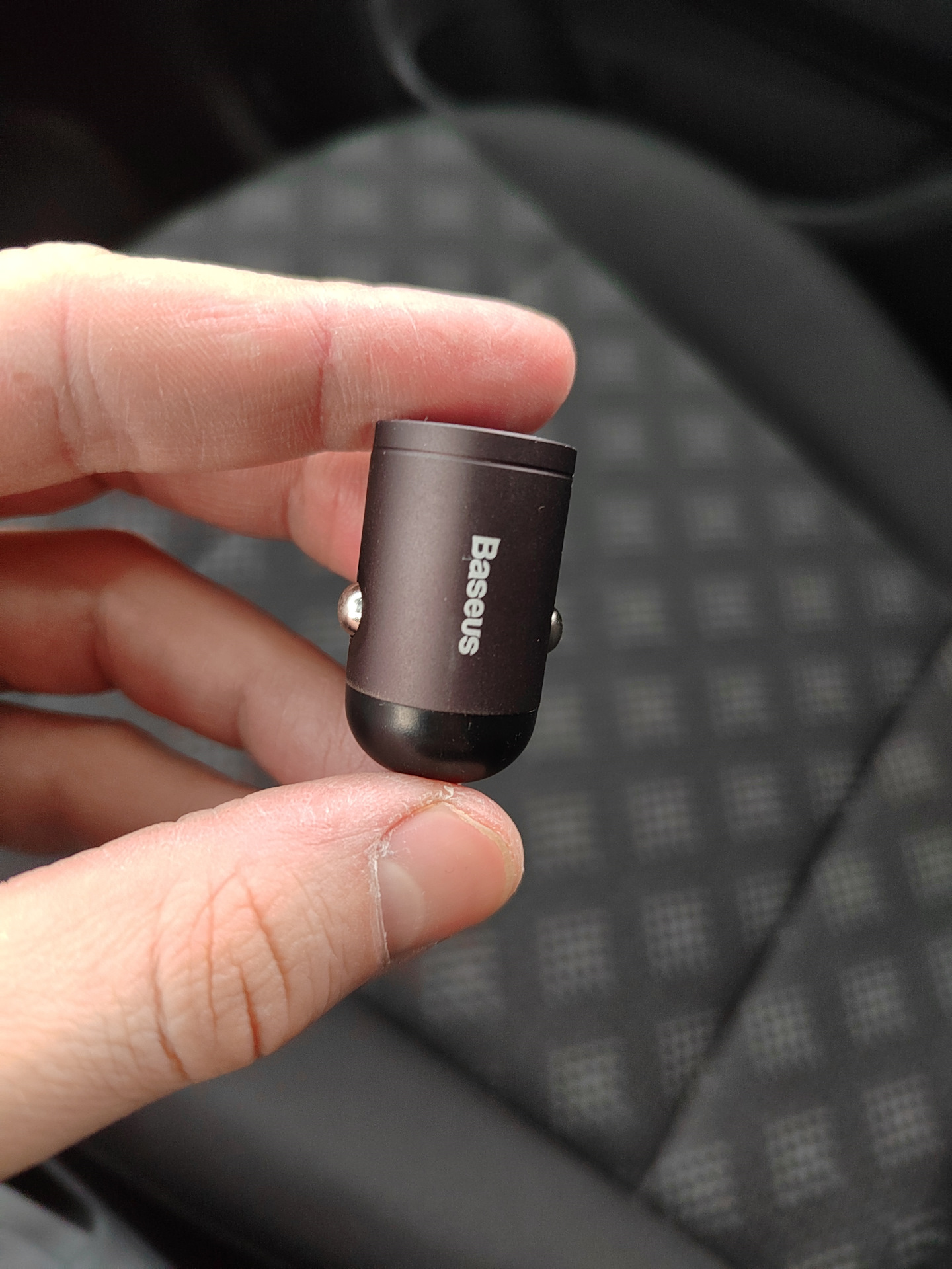 Зарядка 12v-USB — KIA Rio X-Line, 1,6 л, 2019 года | аксессуары | DRIVE2