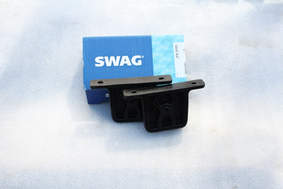 18211723101 Резинометаллический шарнир BMW | Запчасти на DRIVE2