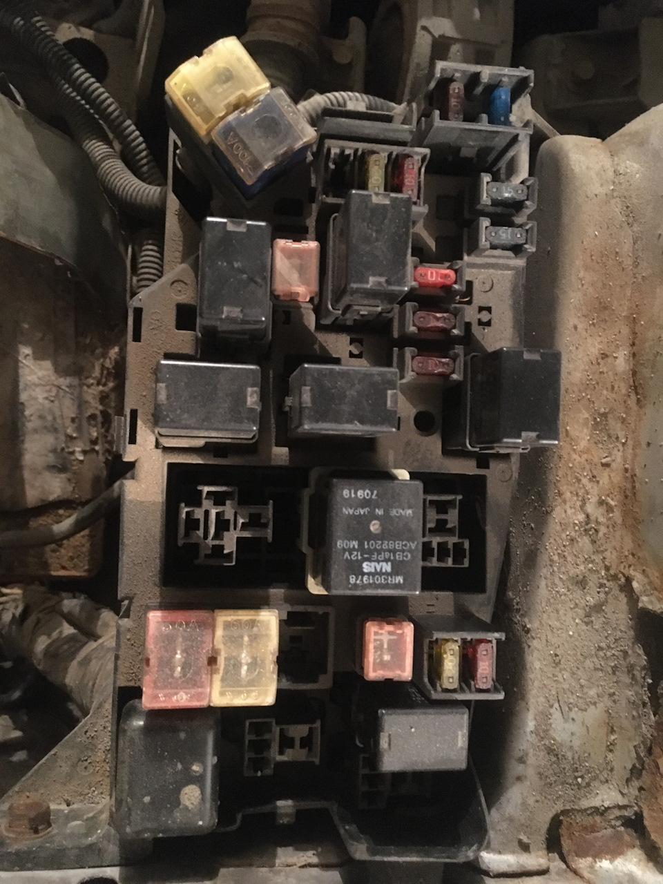 MR301978 Реле Mitsubishi | Запчасти на DRIVE2