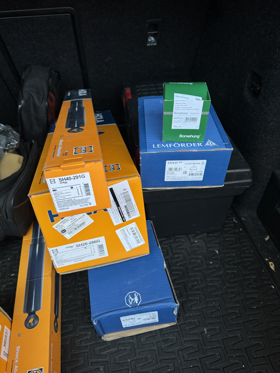 3757401 Ремкомплект, опора стойки амортизатора LEMFORDER | Запчасти на DRIVE2