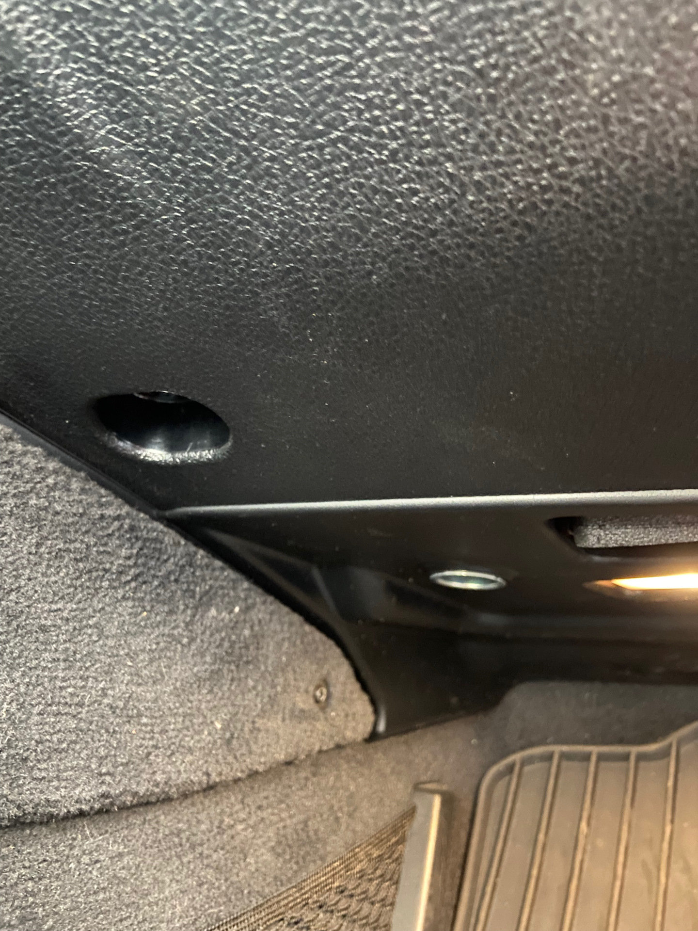 Замена воздушного фильтра и фильтра салона. — BMW 5 series Touring (F11 ...