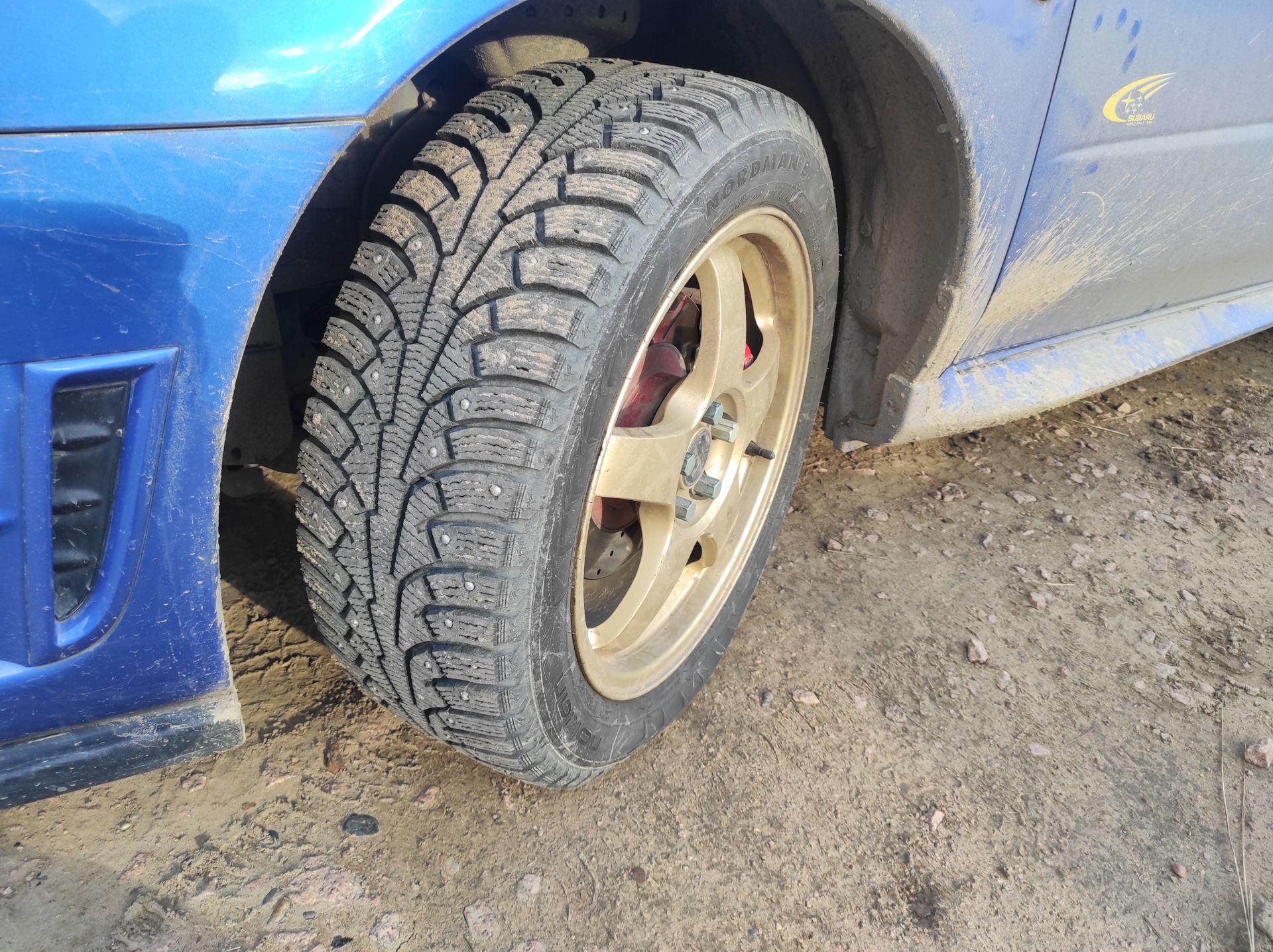 Установка зимней шипованной резины. Nokian Nordman 5 шипы 215/55R17 — Subaru Impreza WRX (GD/GG ...
