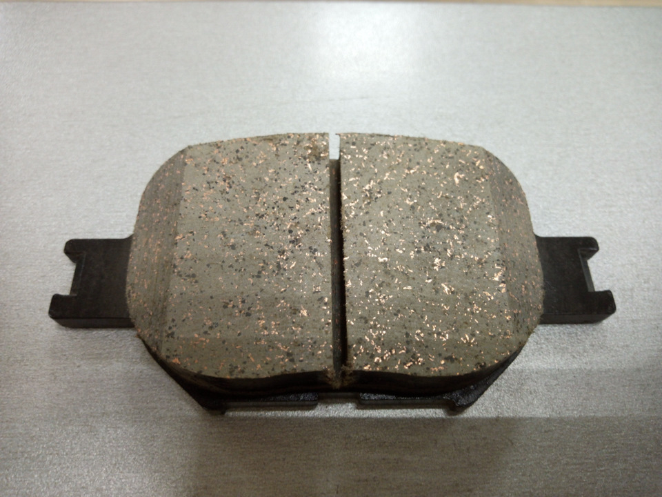 #1027.Колодки тормозные передние -04465-30300- ''Advics'' SN671 — DRIVE2