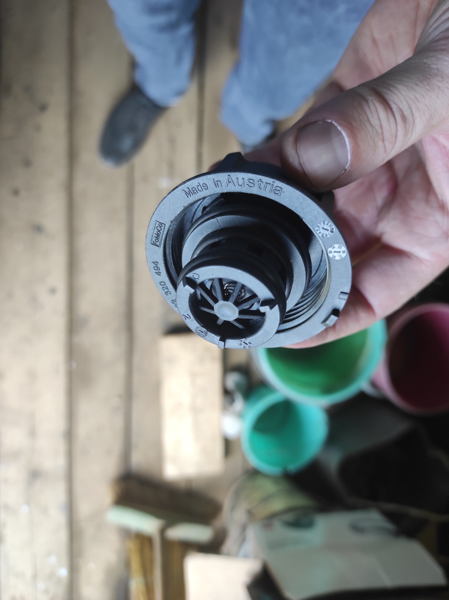 Расширительный бачок и крышка — Ford Mondeo IV, 2 л, 2011 года | своими ...