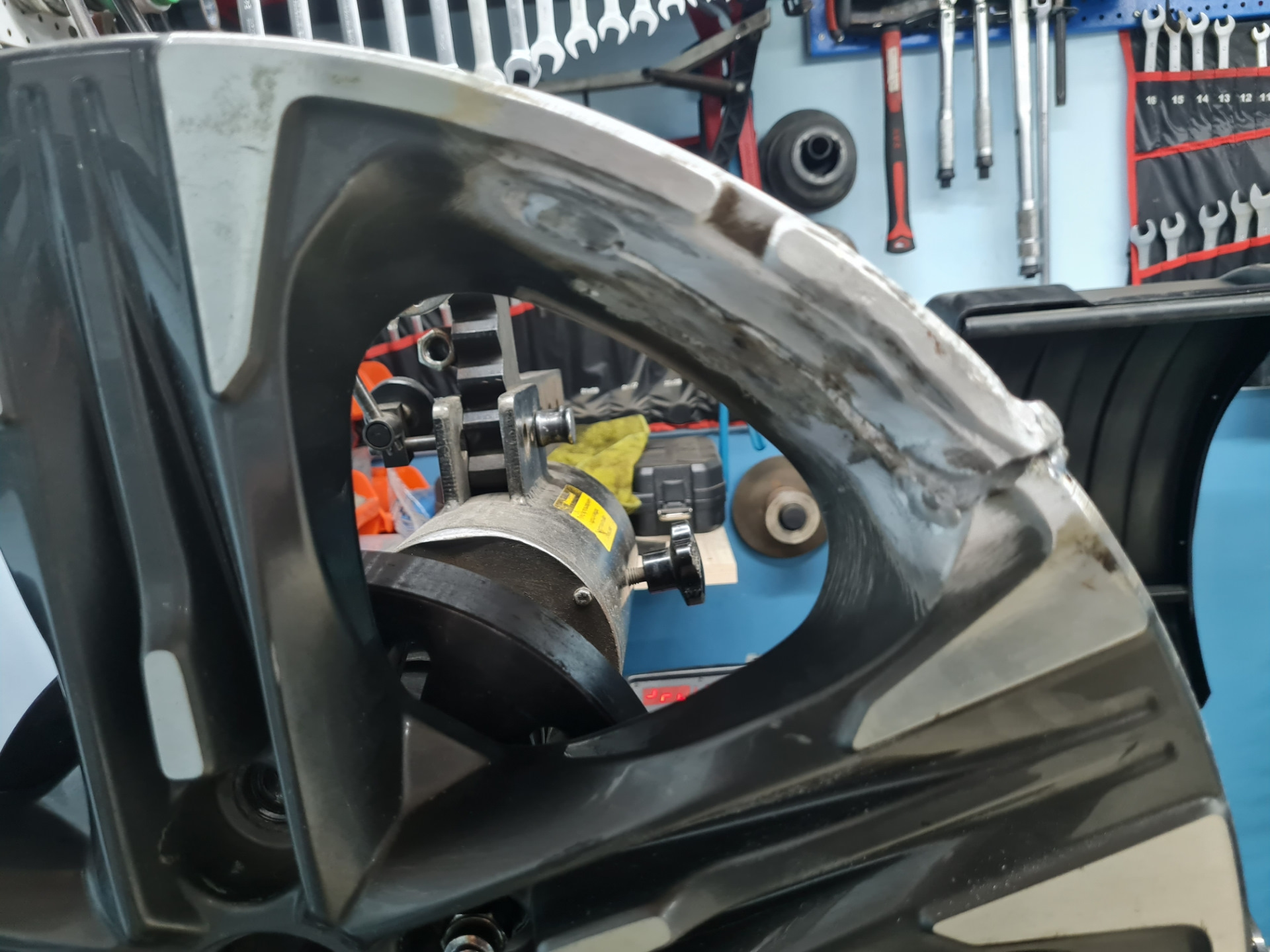 Основные виды ремонта шин. И почему жгуты AVS RK-150 не такие уж и "временные". Так говорят ...