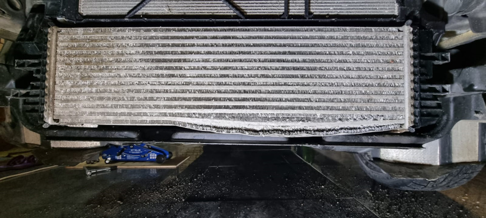 Радиатор интеркулера w447 — Mercedes-Benz V-Class (W447), 2,1 л, 2015 ...