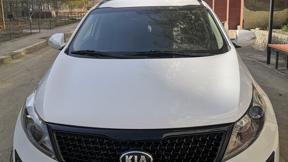 Комплектующие к бамперу от корейца 865113w000 — KIA Sportage (3G), 2 л ...