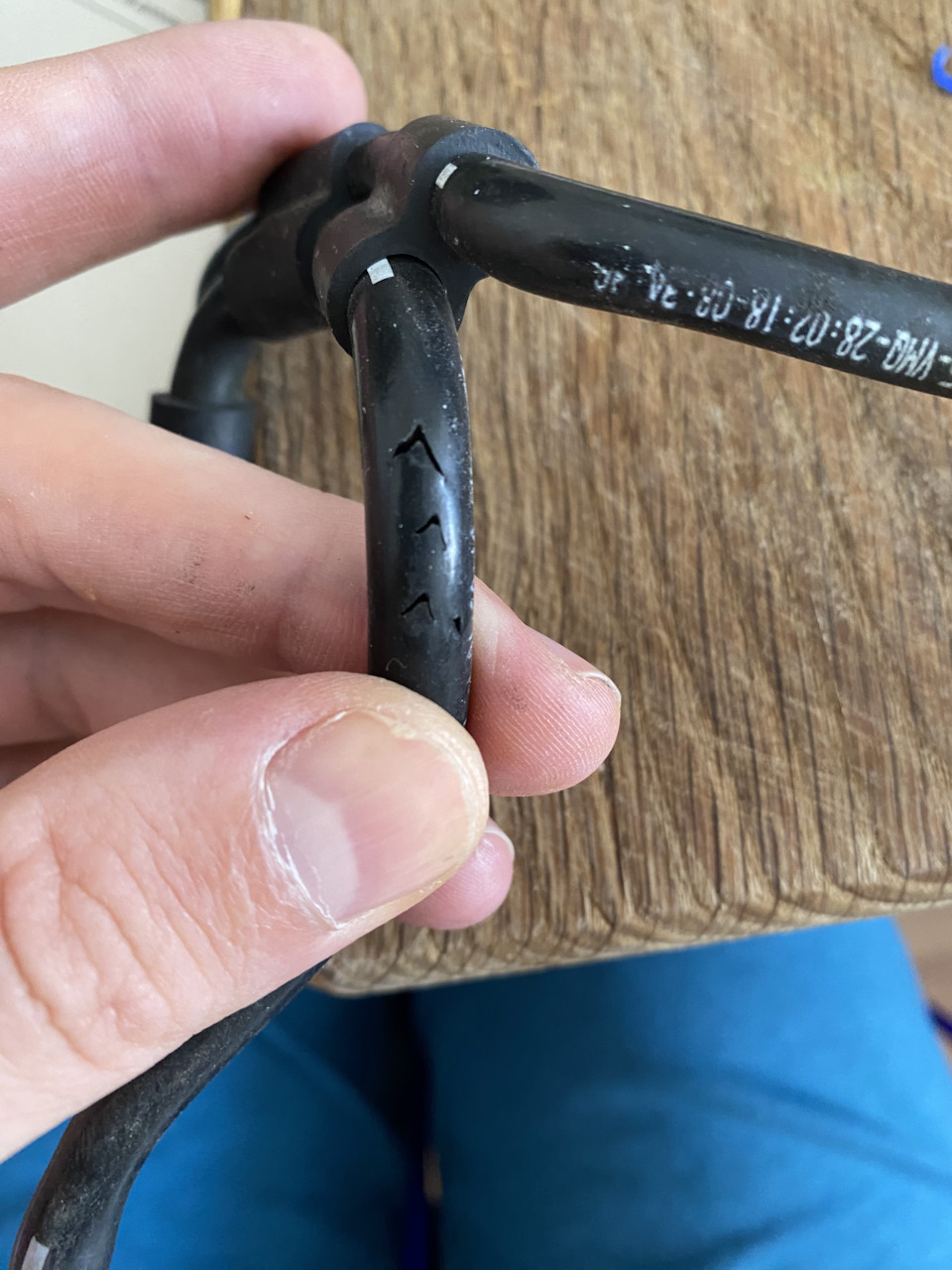 Ошибка P00AF00: Механизм регулирования турбонагнетателя 1 заедает ...