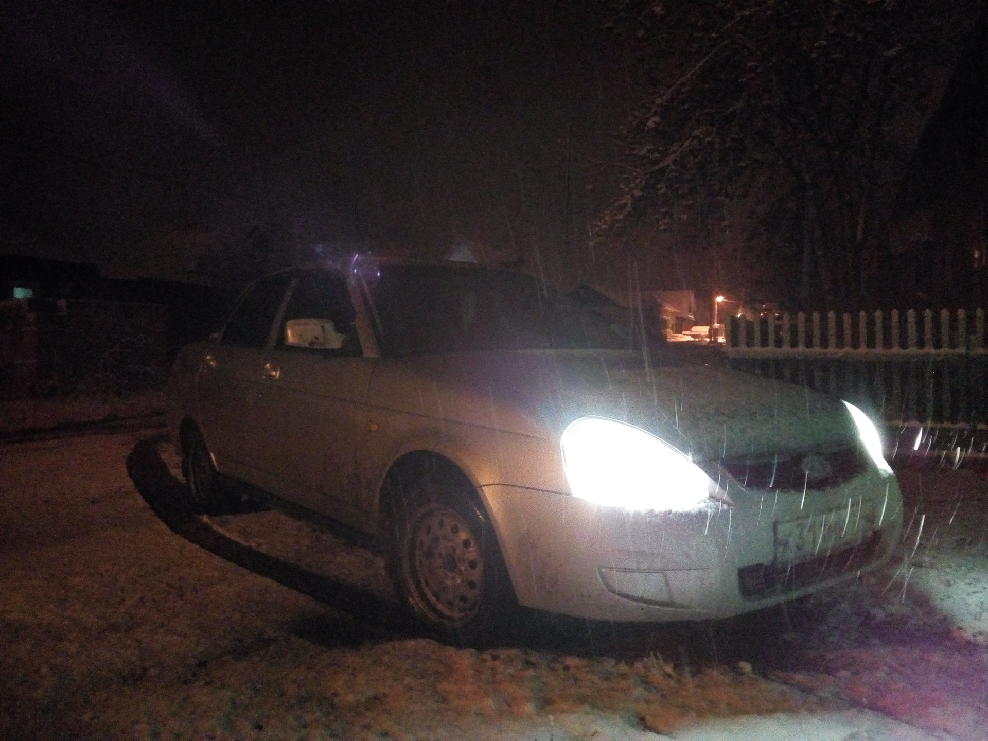 Прогорел глушитель — Lada Приора седан, 1,6 л, 2007 года | своими ...