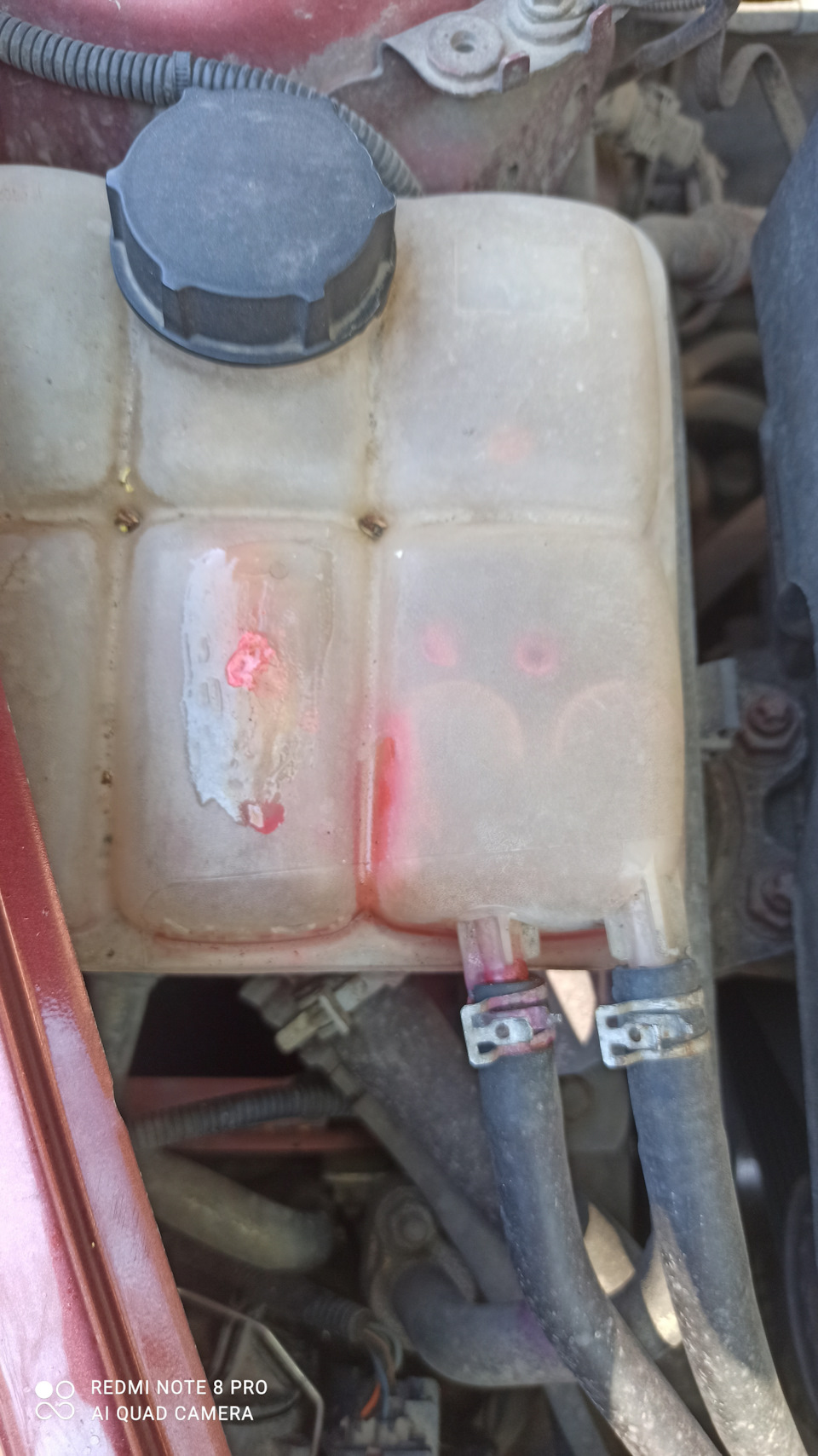 Замена патрубка(гофры) воздушного фильтра и расширительного бачка ...