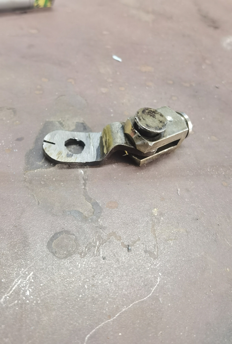 Ремонт "калитки" клапана вестгейта. — Audi Q5 (1G), 2 л, 2016 года ...