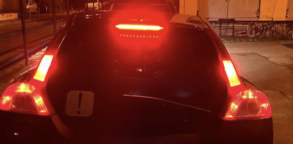 18. Замена верхнего стоп-сигнала — Volvo C30, 2,4 л, 2007 года | своими ...