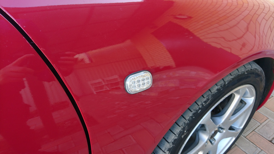 15. Прозрачные светодиодные повторители поворотников — Toyota Celica ...