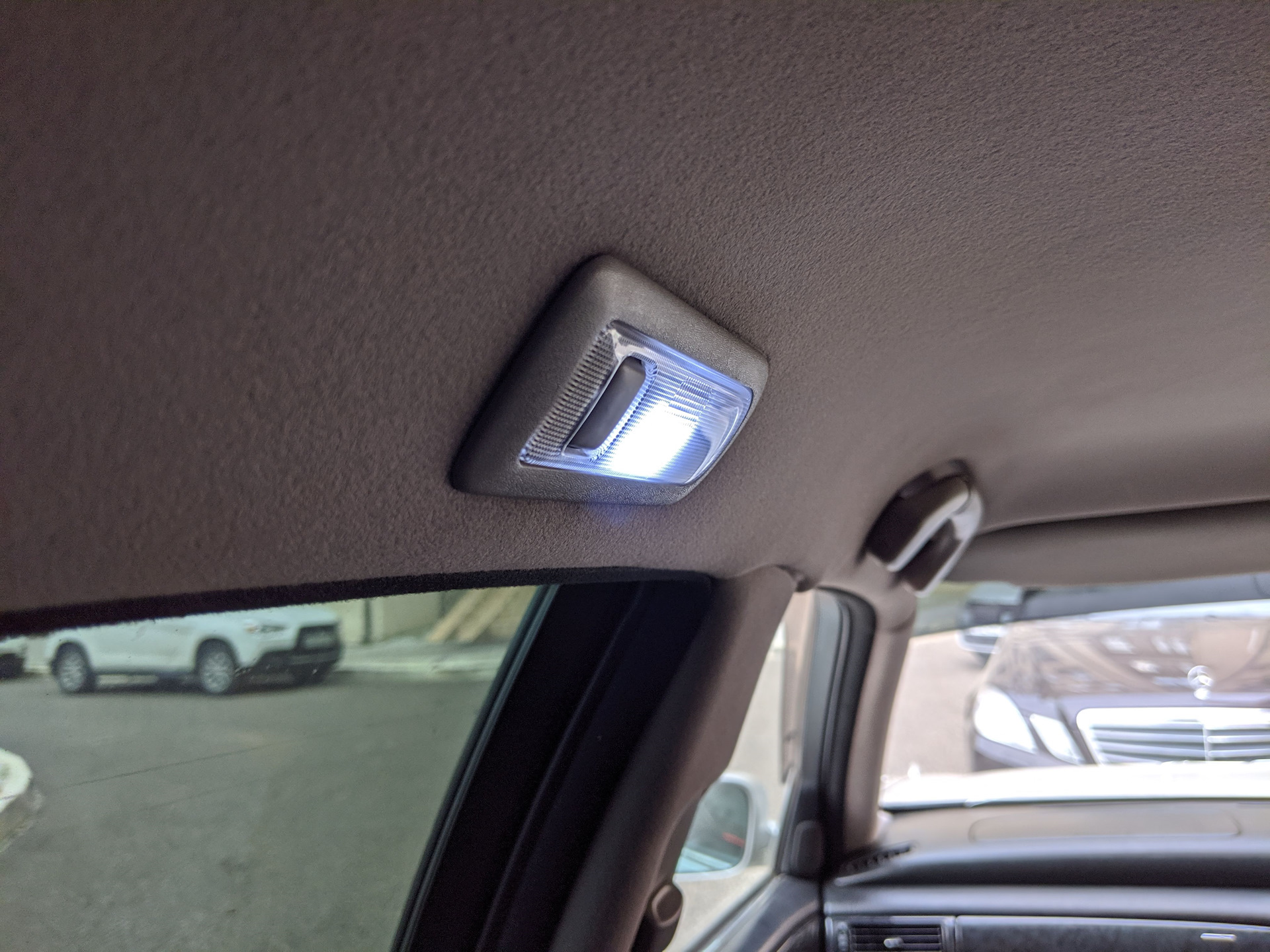 Свет в салоне по заводу и борьба с ошибкой задних фонарей на приборке ...