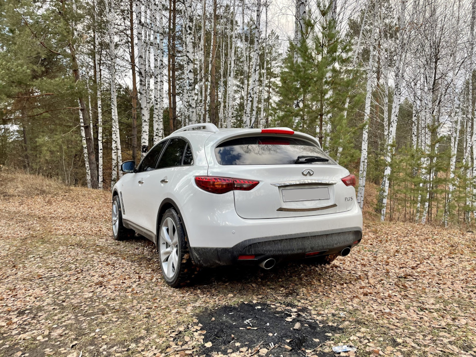 На проставках нормальные фото — Infiniti FX (2G), 3,7 л, 2013 года | просто так | DRIVE2