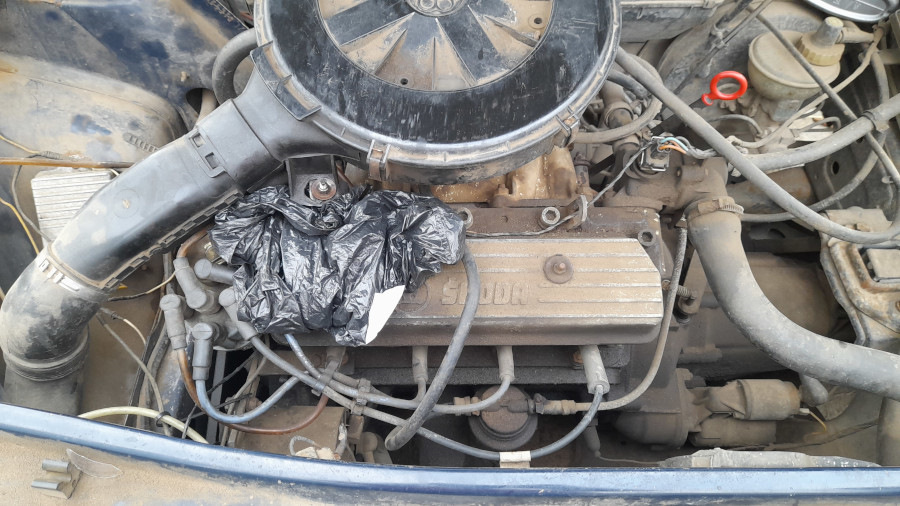 Крышка маслозаливной горловины — Skoda Felicia, 1,3 л, 1996 года ...