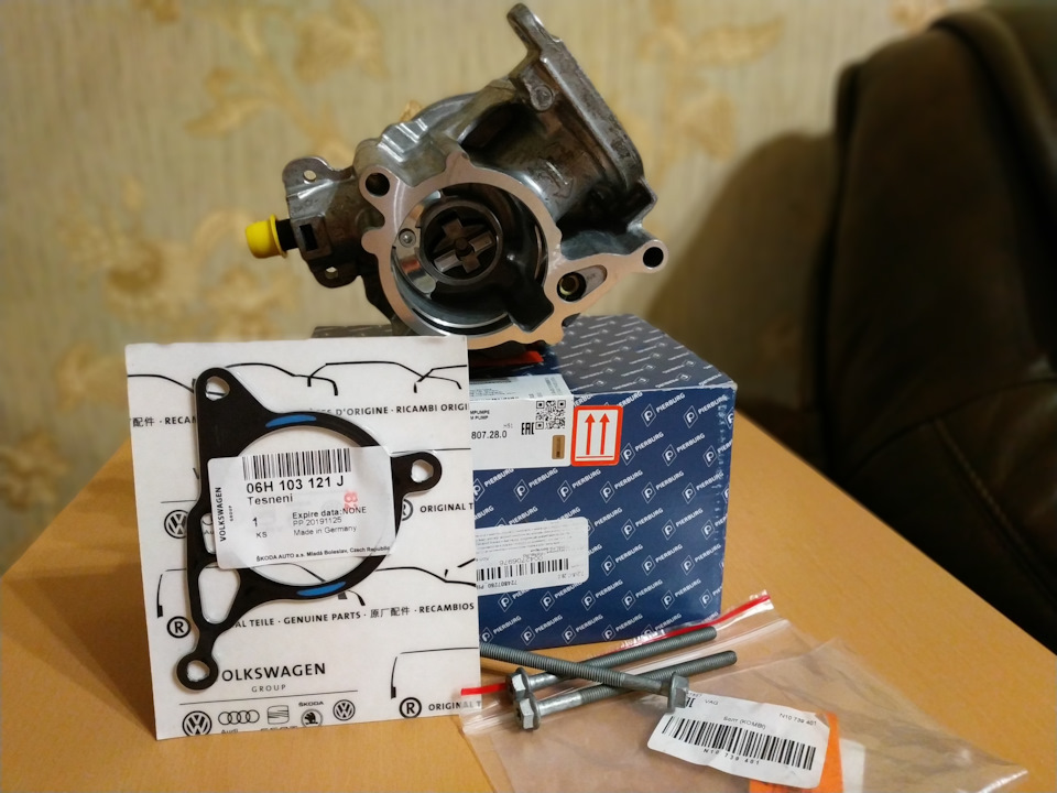 Замена вакуумного насоса — Audi A4 Avant (B8), 1,8 л, 2009 года ...