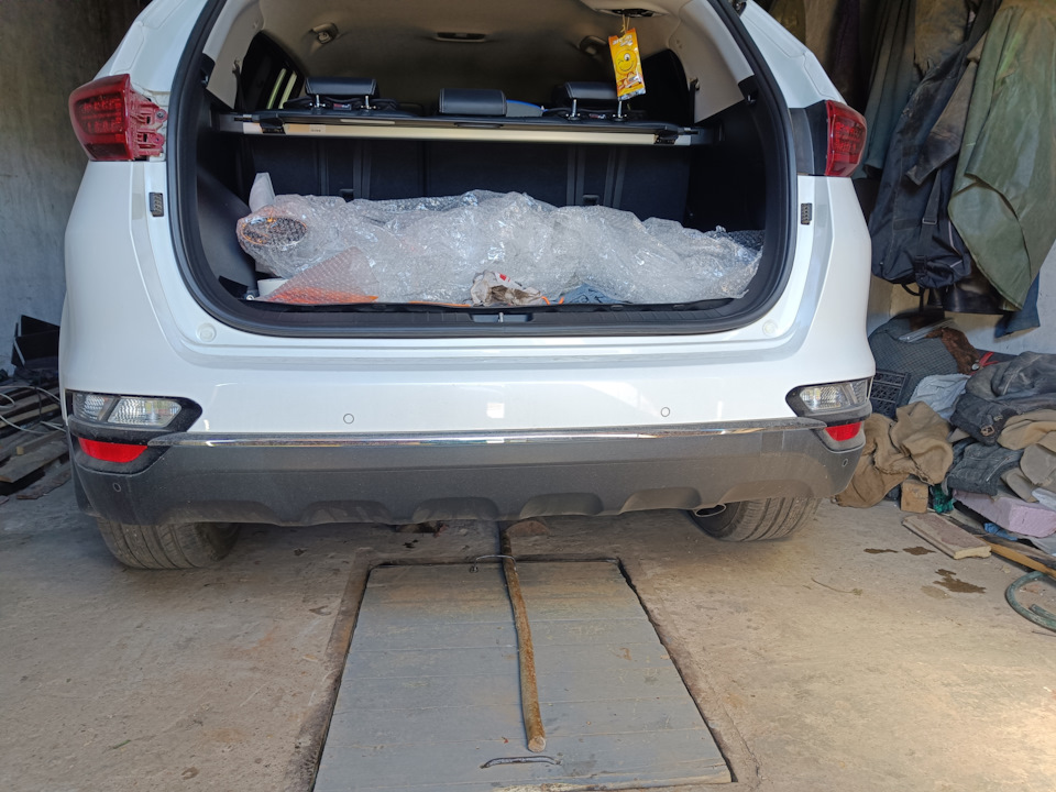 Раздвоенный выхлоп. — KIA Sportage (4G), 2 л, 2019 года | стайлинг | DRIVE2