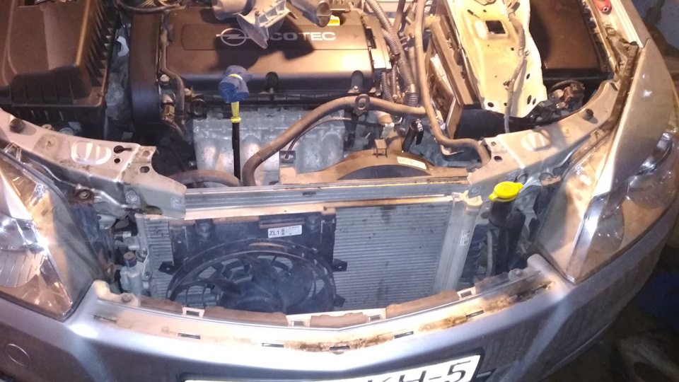 замена прокладок теплообменника — Opel Astra H, 1,8 л, 2007 года ...