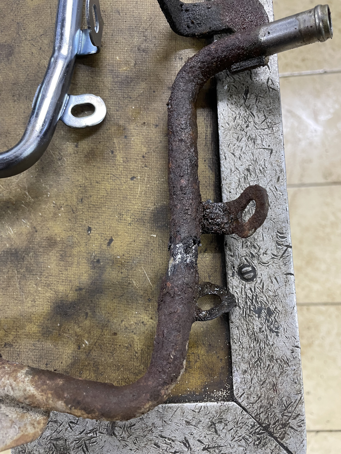 Замена трубки антифриза 14053-3JA0B — Infiniti QX60 (1G), 3,5 л, 2018 ...