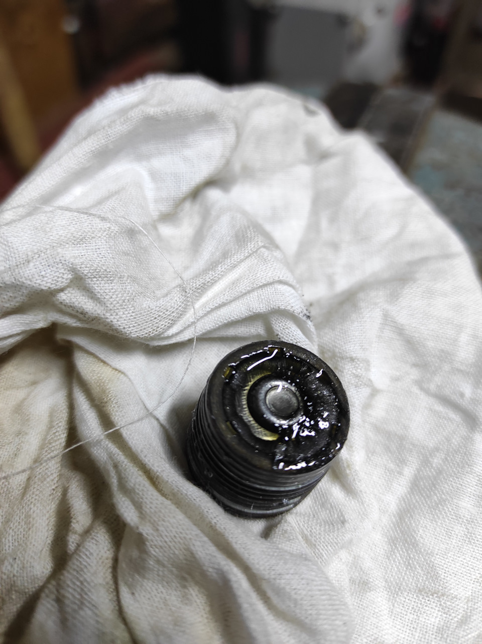 Замена масла в переднем редукторе. Экспедиционная канистра — Lada 4x4 ...