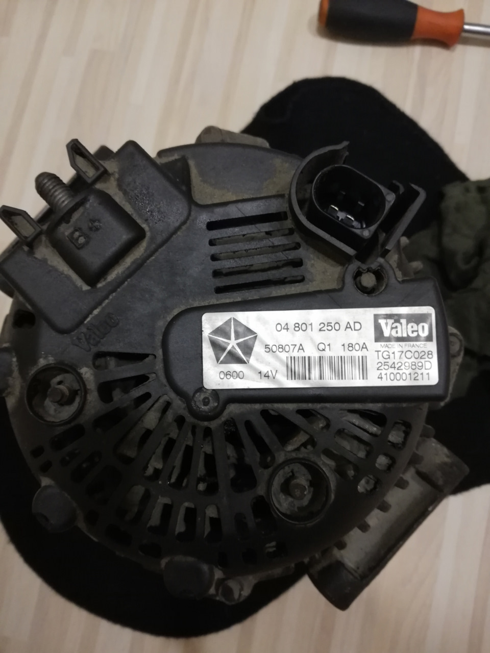 Генератор — Jeep Grand Cherokee (WK), 3 л, 2010 года | своими руками ...