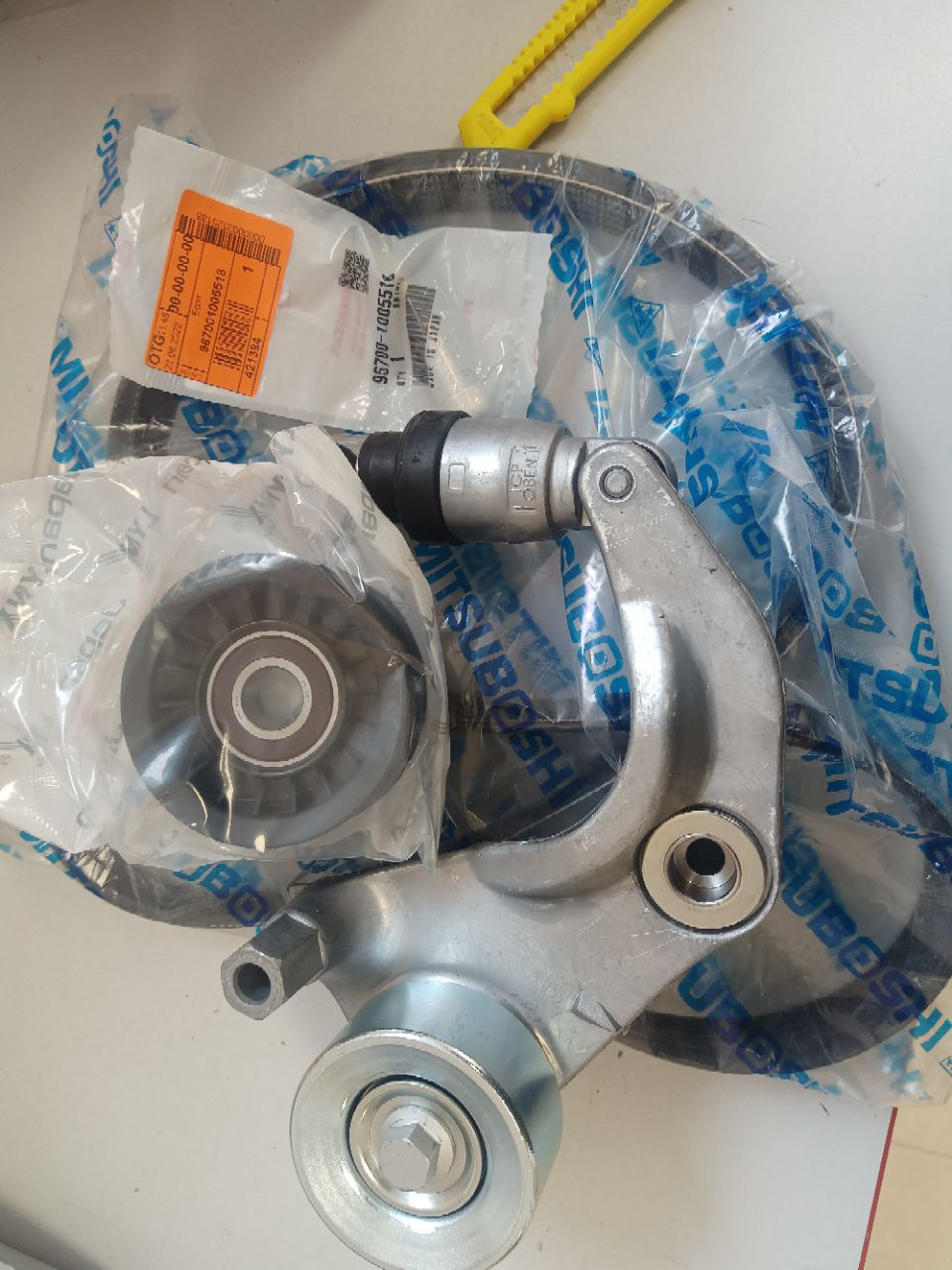 Замена ремня генератора, регулировка клапанов — Honda Civic Hatchback ...