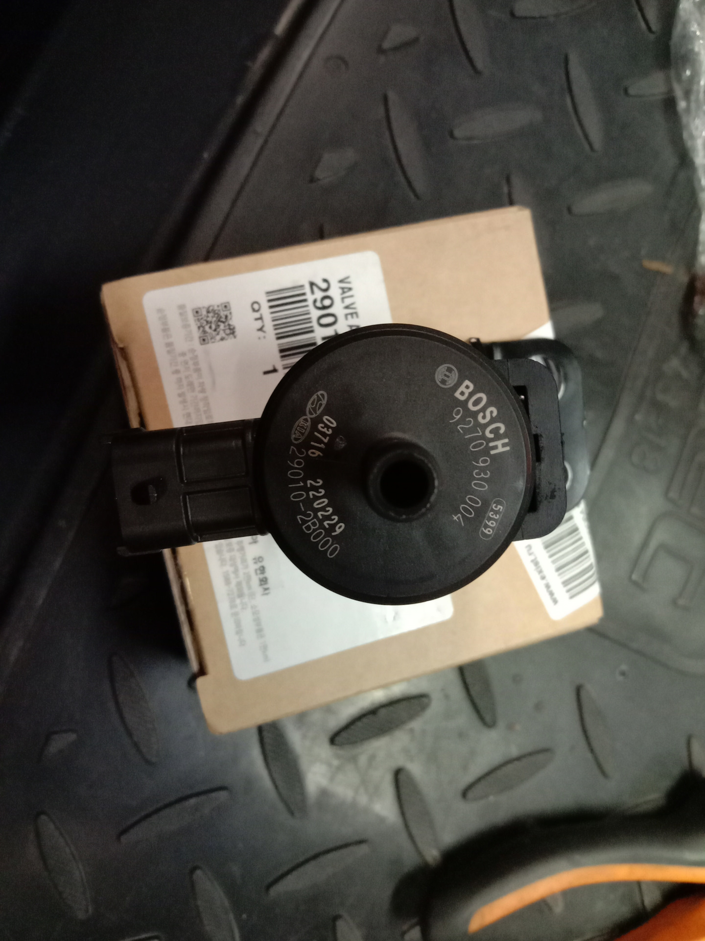 Клапан адсорбера и кислородный датчик — KIA Cerato (2G), 1,6 л, 2009 ...