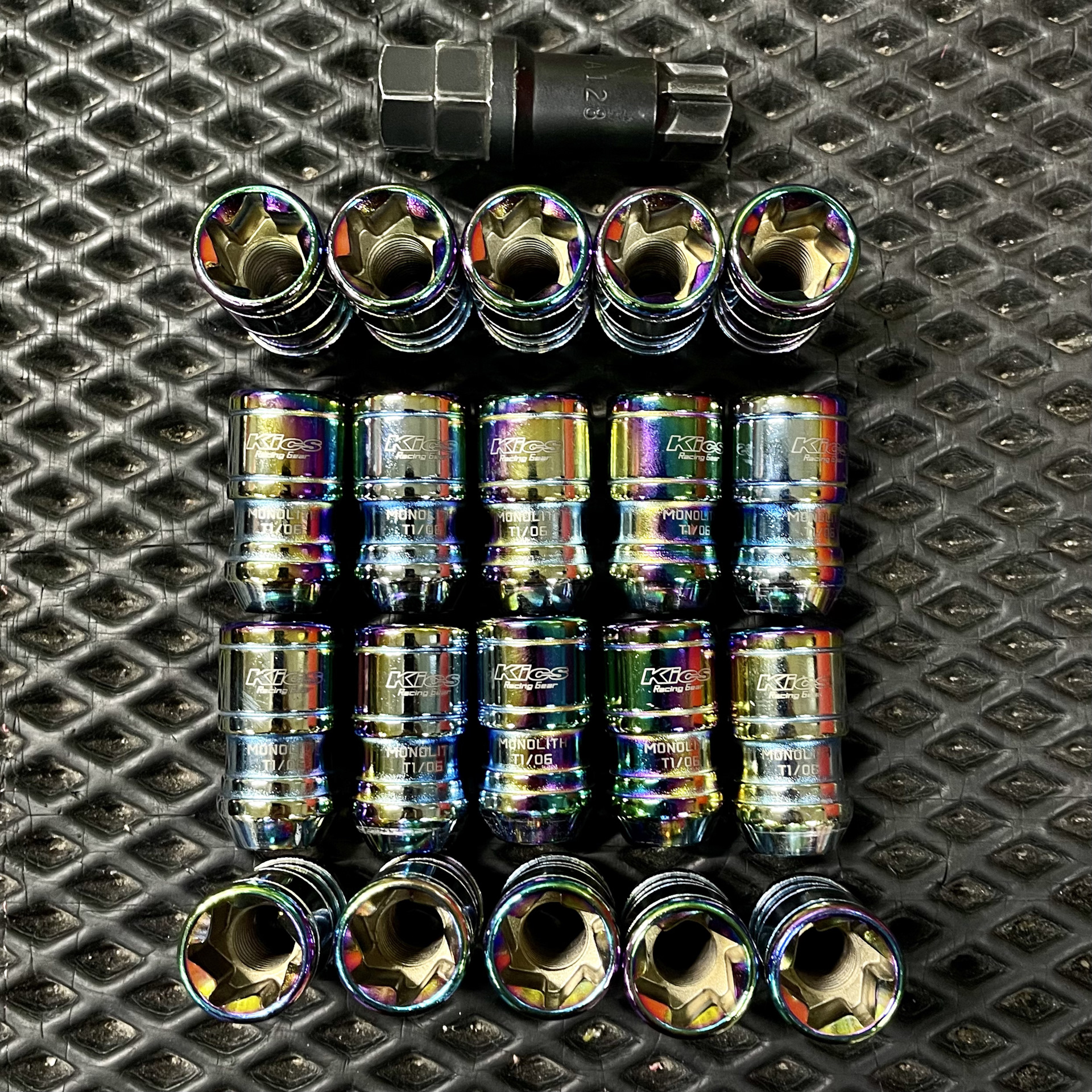 Гайки под летние ADVAN — Lexus GS (L10), 3,5 л, 2012 года | колёсные ...